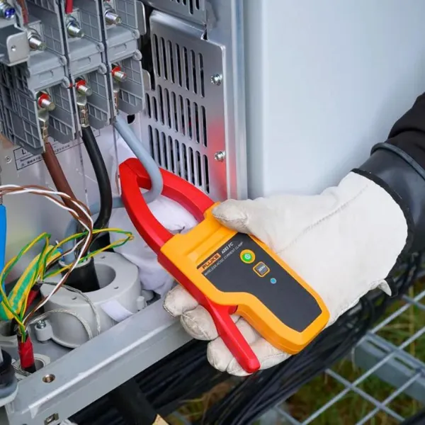 Fluke 283 FC/PV – Đồng Hồ Đo Năng Lượng Mặt Trời An Toàn